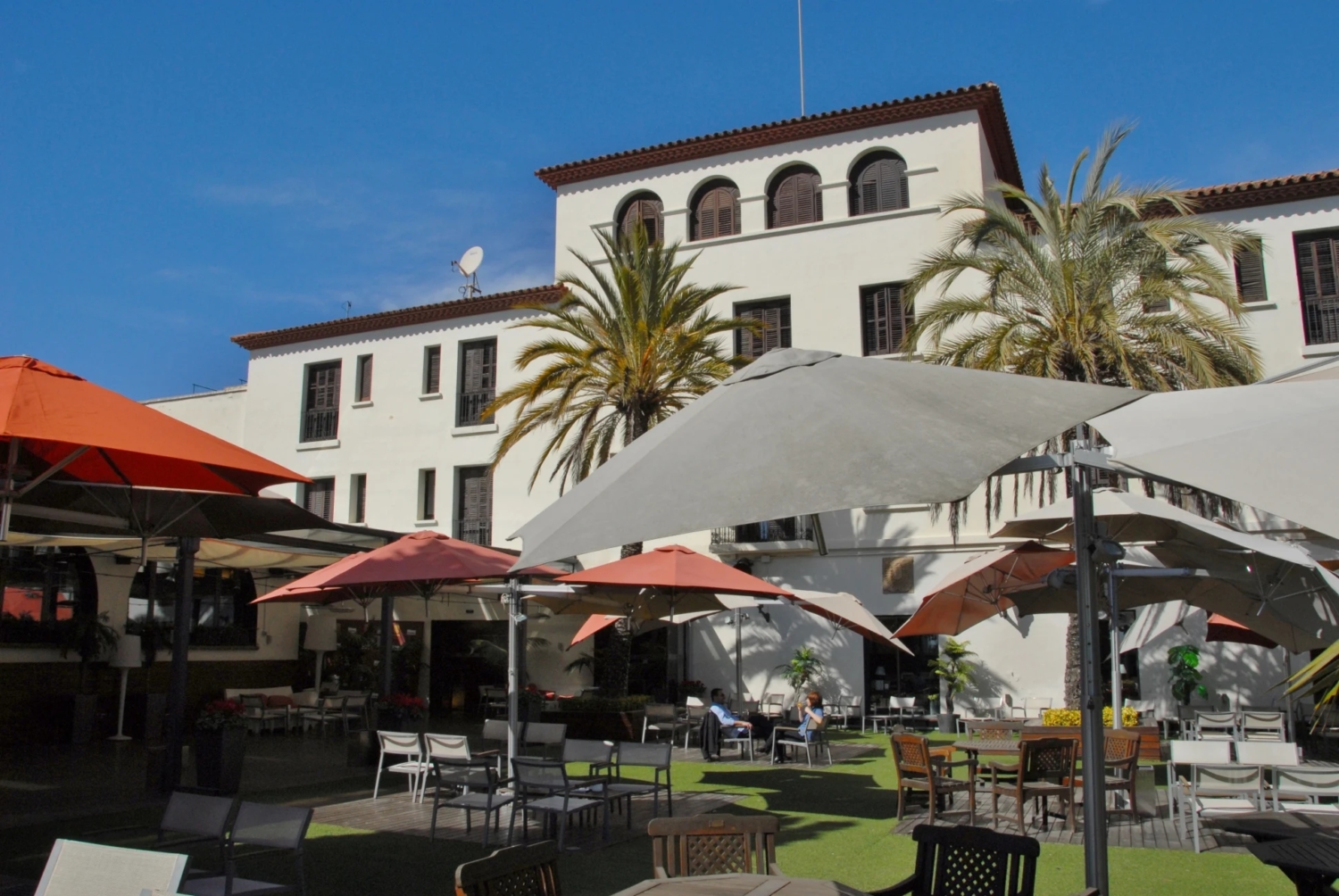 RESTAURANTE – HOTEL EL CASTELL